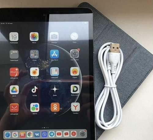 iPad mini 2 32гб (состояние 5+)