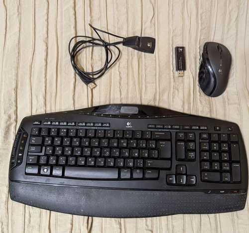 Комплект Logitech MX 3200 клавиатура + мышь