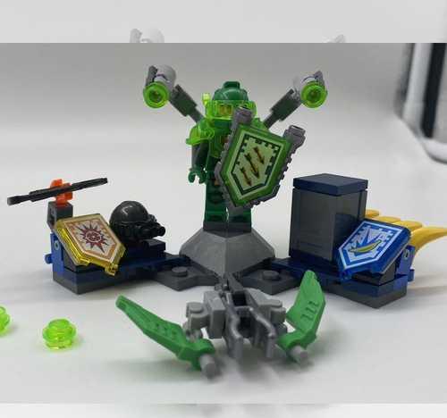 Lego nexo knights 70332