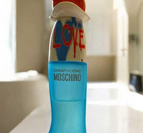 Moschino i love love