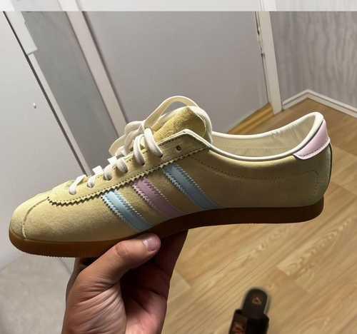 Кроссовки adidas Koln 24 'Almost Yellow Blue Pink'