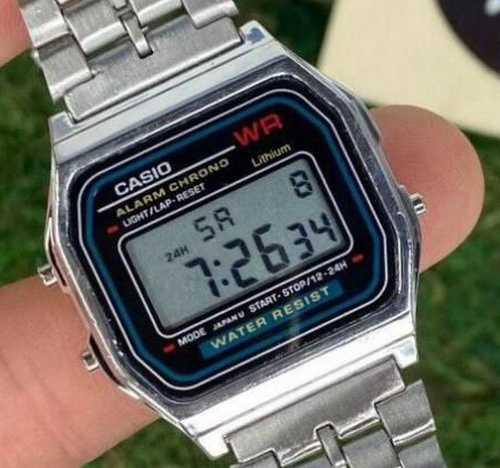 Электронные часы Casio