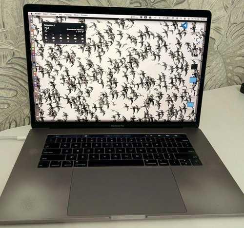 Apple macbook pro mid 2018