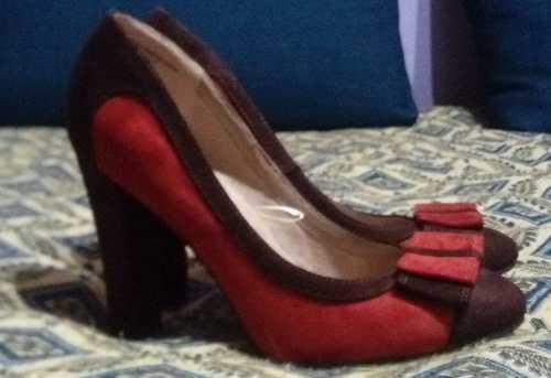 Туфли женские замшевые на каблуке Centro