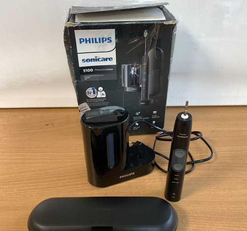 Электрическая зубная щетка Philips HX6850