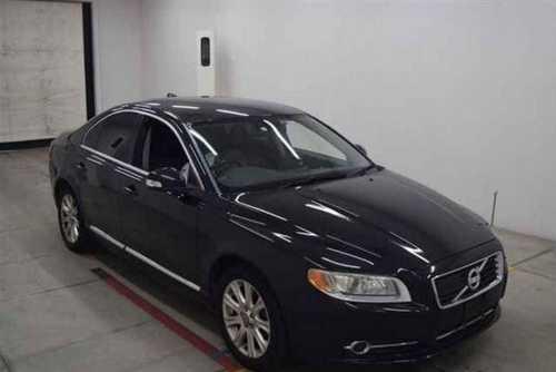 В разборе Volvo S80 (AS60) 2011г. рестайлинг, 2,5л