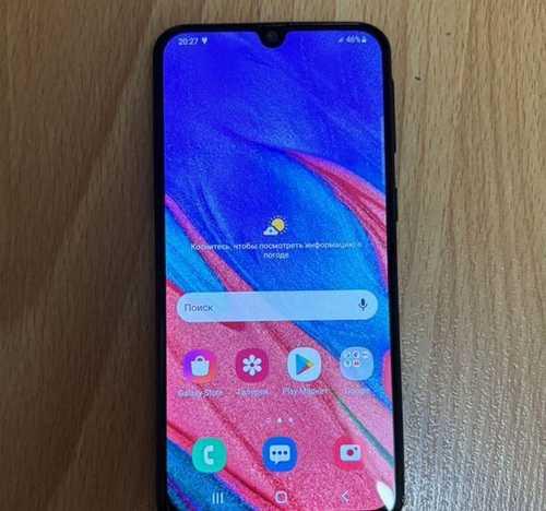 Samsung Galaxy A40, 4/64 ГБ