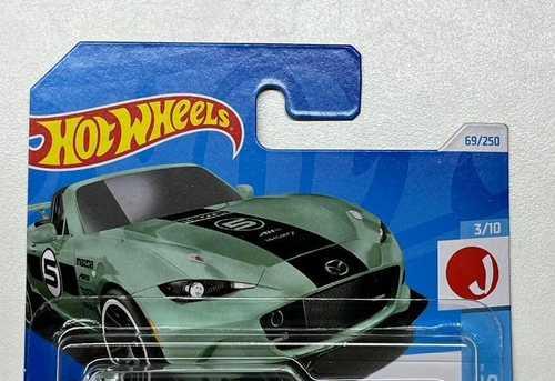 15 Mazda Mx-5 Miata (Зеленый) - Hot Wheels