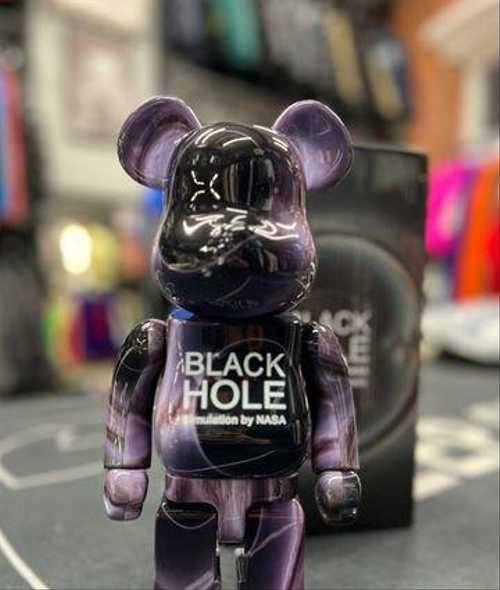 Bearbrick Black Hole