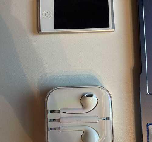 Плеер apple iPod nano 7 + EarPods