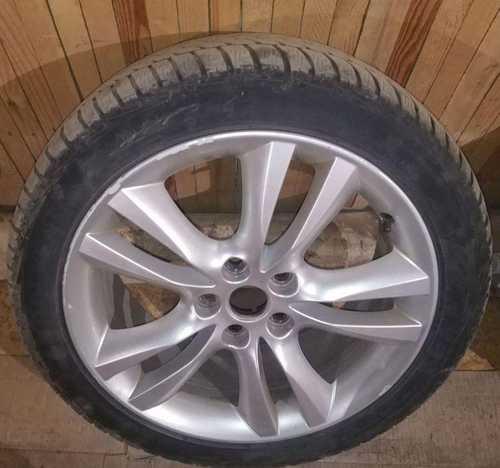 Goodyear UltraGrip Performance 225/45 R17