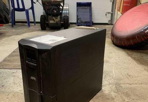 Ибп APC Smart-UPS 2200VA smt2200i