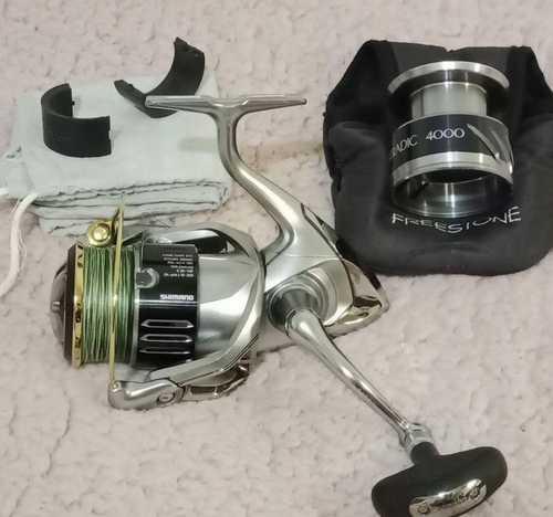 Катушка shimano twin power 15 4000 pg