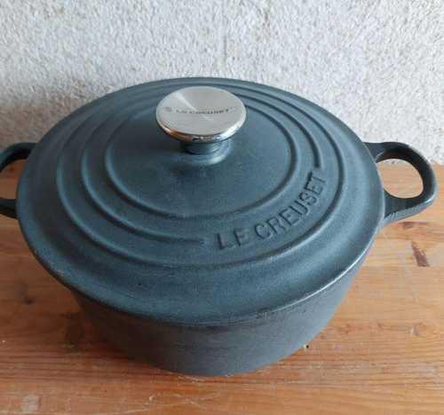 Чугунная кастрюля с крышкой, 20 см, Le Creuset