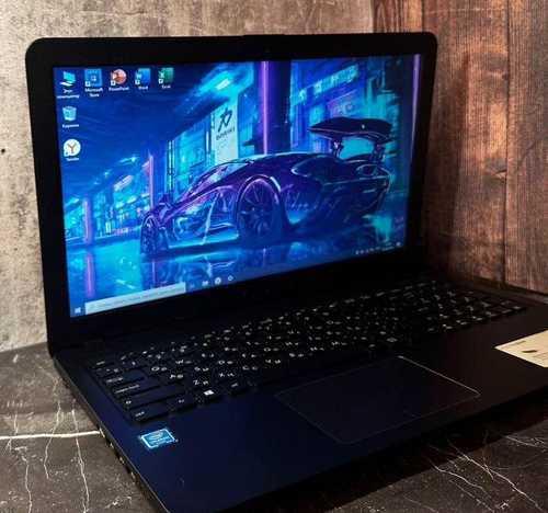 Бюджетный ноутбук для учебы Asus