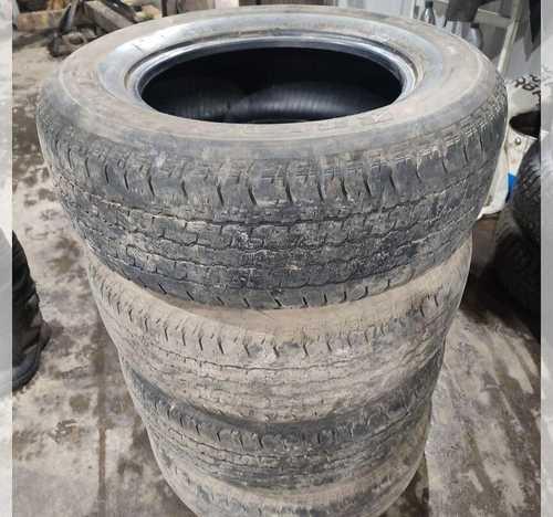 Bridgestone Dueler H/T 265/65 R17