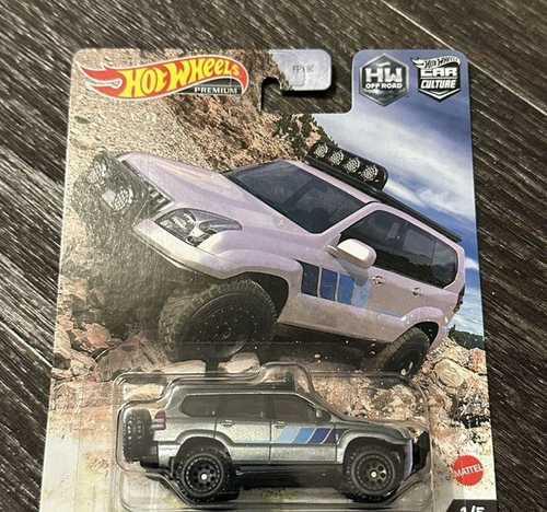 Hot wheels premium toyota land cruiser prado