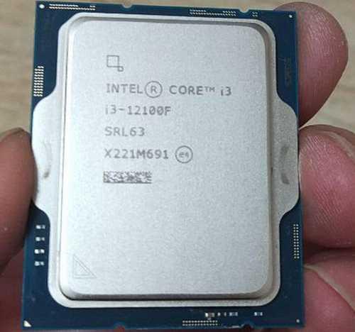 Процессор intel core i3 12100f