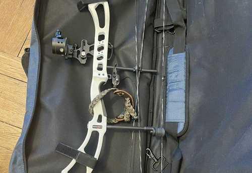 Блочный лук Bowtech Specialist II compound bow