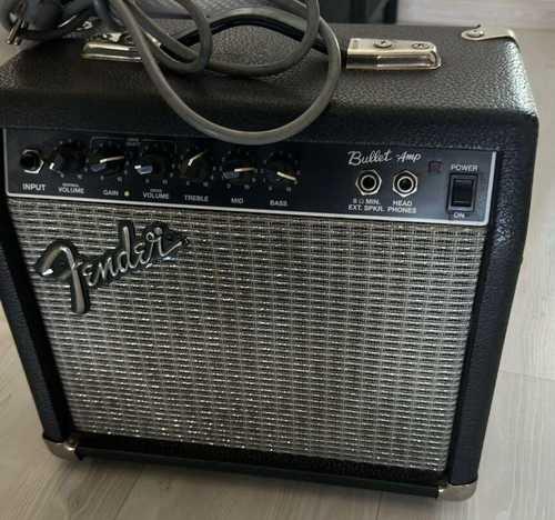 Комбоусилитель Fender Bullet Amp PR241