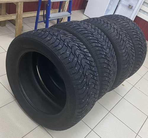 Nokian Tyres Hakkapeliitta 8 285/50 R20