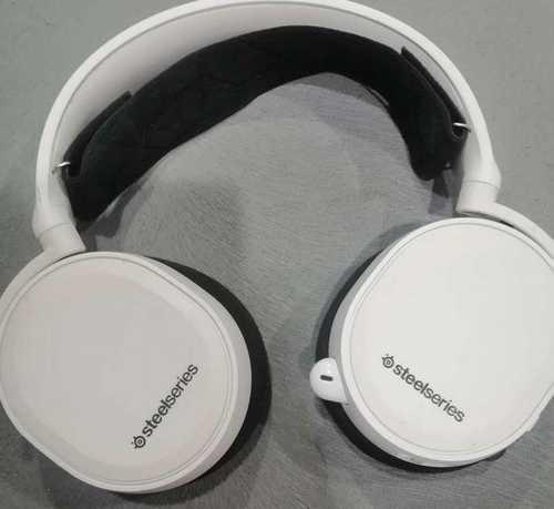 Наушники SteelSeries Arctis 3