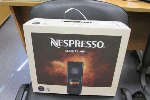 Кофемашина Nespresso Essenza Mini C30 Black