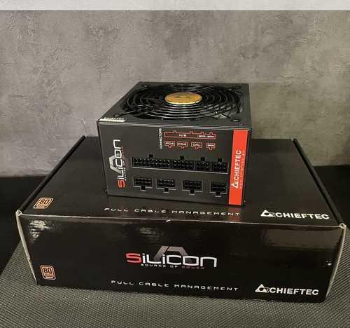 Блок питания Chieftec Silicon 650W SLC-650C черный