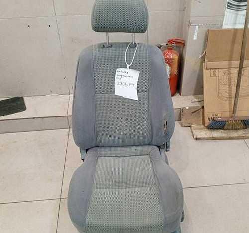 Сиденье переднее левое Chevrolet Lacetti J200 200