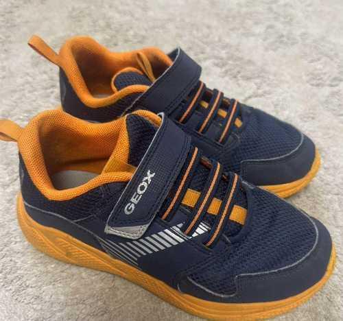 Кроссовки geox 33 для мальчика