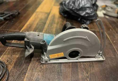 Угловая отрезная машина Makita 4112HS б\у