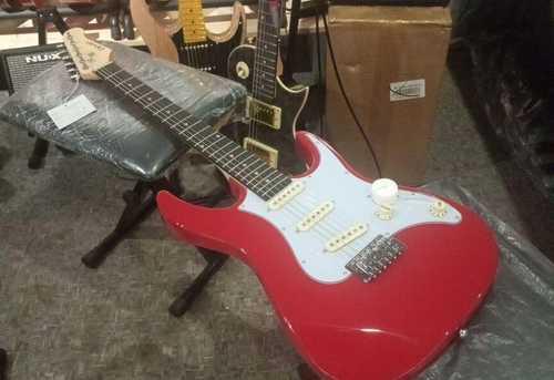 Электрогитары Clevan красный Stratocaster