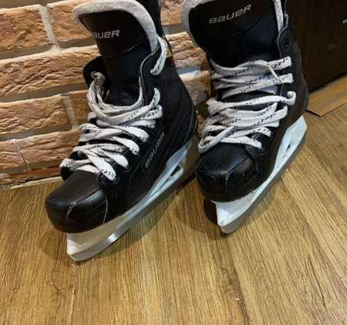 Коньки хоккейные с Bauer 38.5