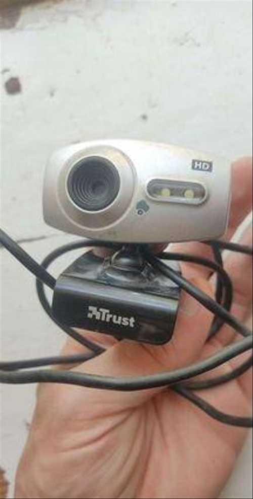 Веб-камера Trust