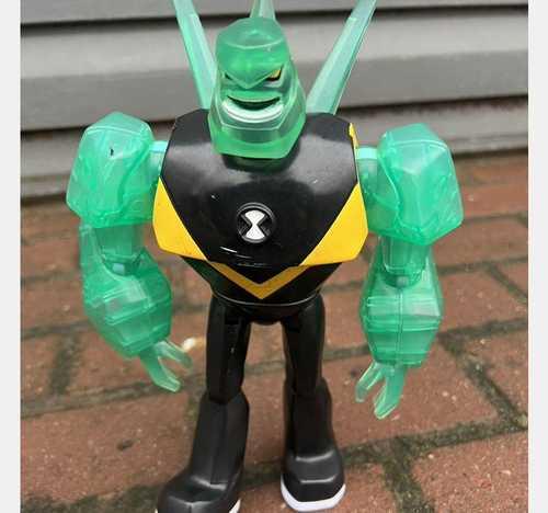 Фигурка игрушка BEN 10 almas в коллекцию