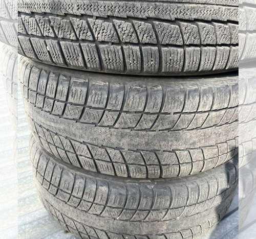 Triangle TR777 215/65 R16