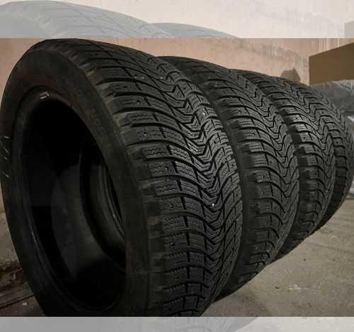 Michelin X-Ice North 3 235/50 R18