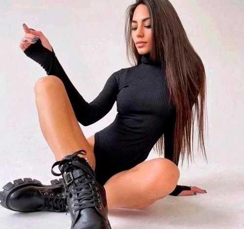 Боди с горлом