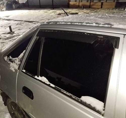 Стекло заднее правое Daewoo Nexia N150 2012