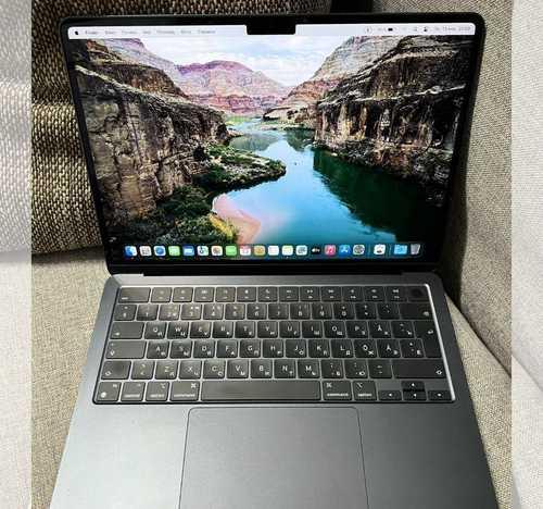 Macbook Air M3 8GB 256GB 93 цикла