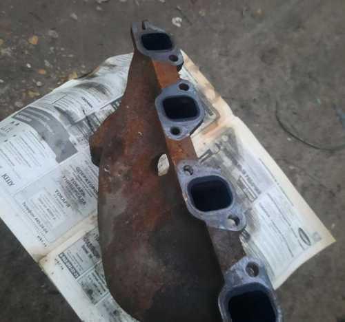 Выпускной коллектор Isuzu NPR75 4HK1 E4