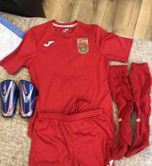 Футбольная форма Joma