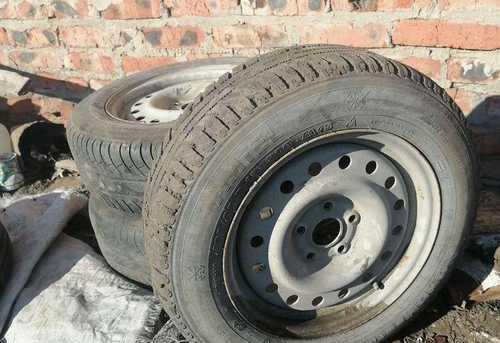 Accelera 651 195/65 R55