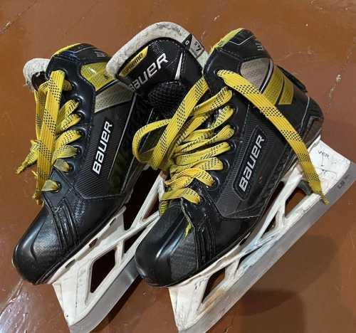 Коньки хоккейные bauer 4,5 D