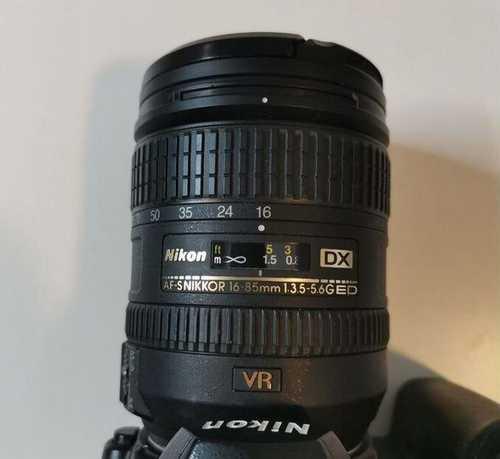 Nikon AF-S 16-85mm f/3.5-5.6G VR DX