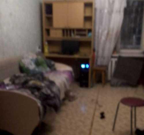 Отдам стол компьютерный