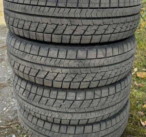 Bridgestone Blizzak VRX 185/60 R14