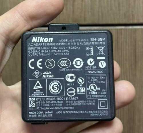 Nikon EH-69P Зарядное устройство