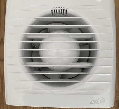 Вентилятор вытяжной настеный, d 100 мм,14вт