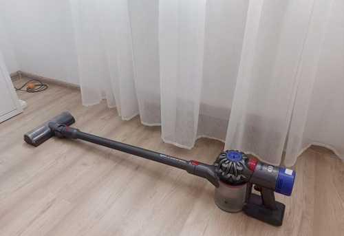 Пылесос Dyson v7 animal extra+ много насадок